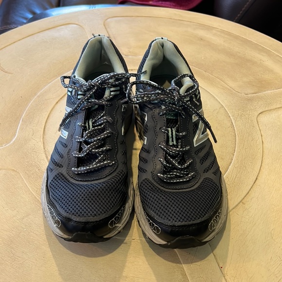 New Balance | Shoes | New Balance Wtlonlo Size 1 Dark Blue With Light ...